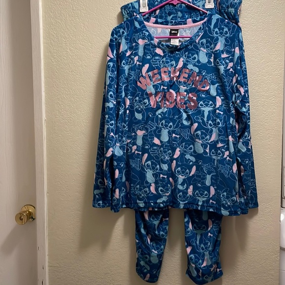 Disney | Intimates & Sleepwear | Disney Stitch Pj Set | Poshmark